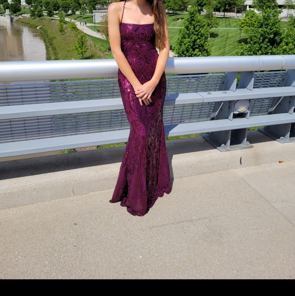 Windsor | Dresses | Windsor Purpleburgandy Prom Dress | Poshmark